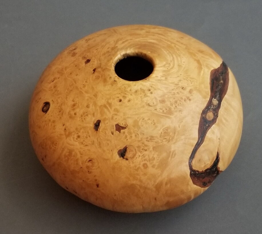 Maple Hollow Form by Robert Wilman - The Avenue Gallery